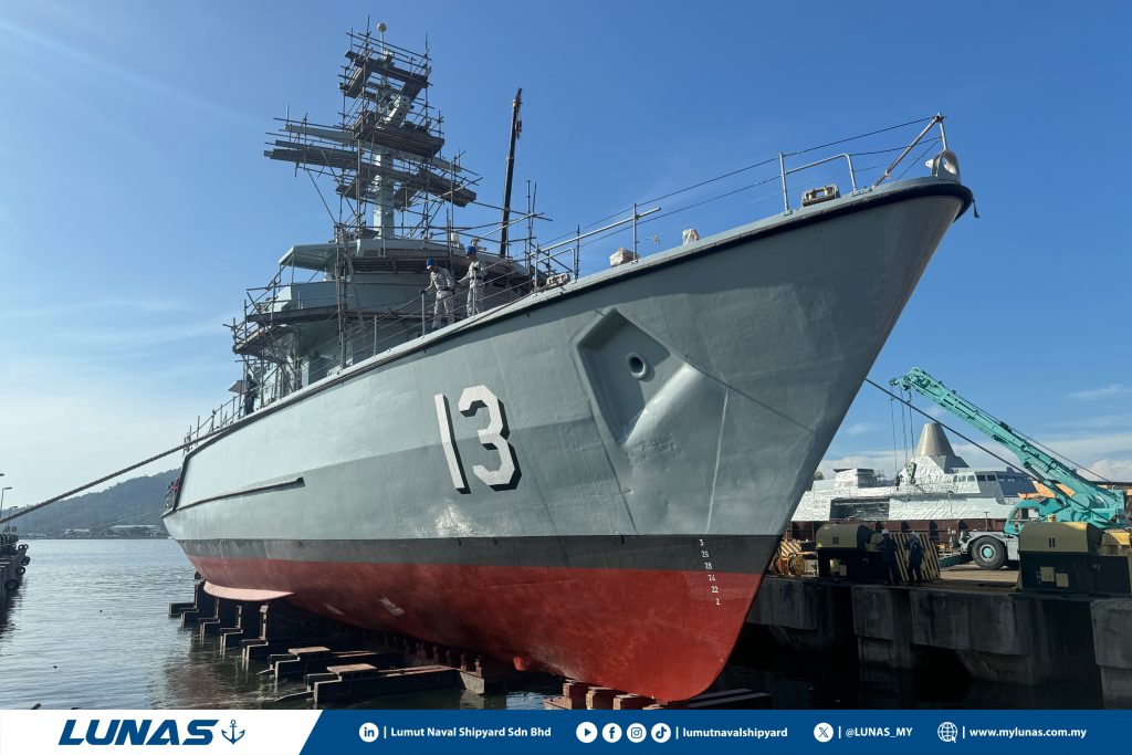 LUNAS Earns DNV Approval for KD LEDANG Hull Relamination | Lumut Naval ...